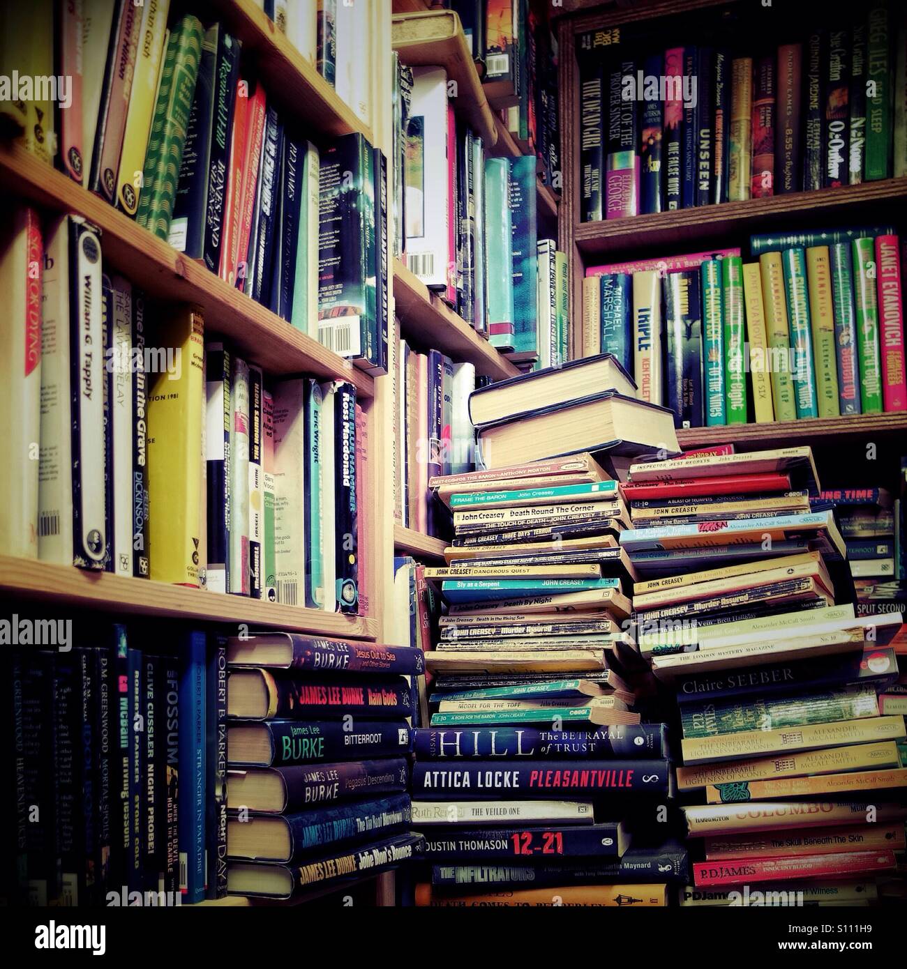 Books secondhand hi-res stock photography and images - Alamy
