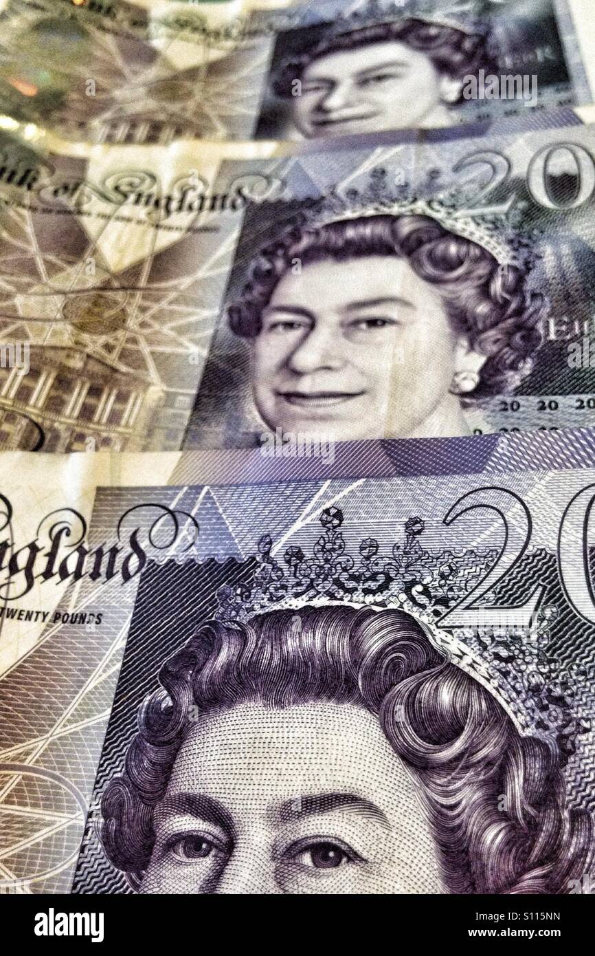 Twenty pound notes sterling Stock Photo - Alamy