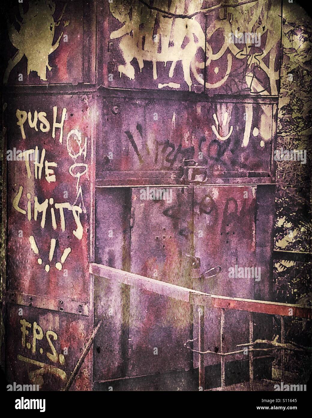 Push urban art hi-res stock photography and images - Alamy