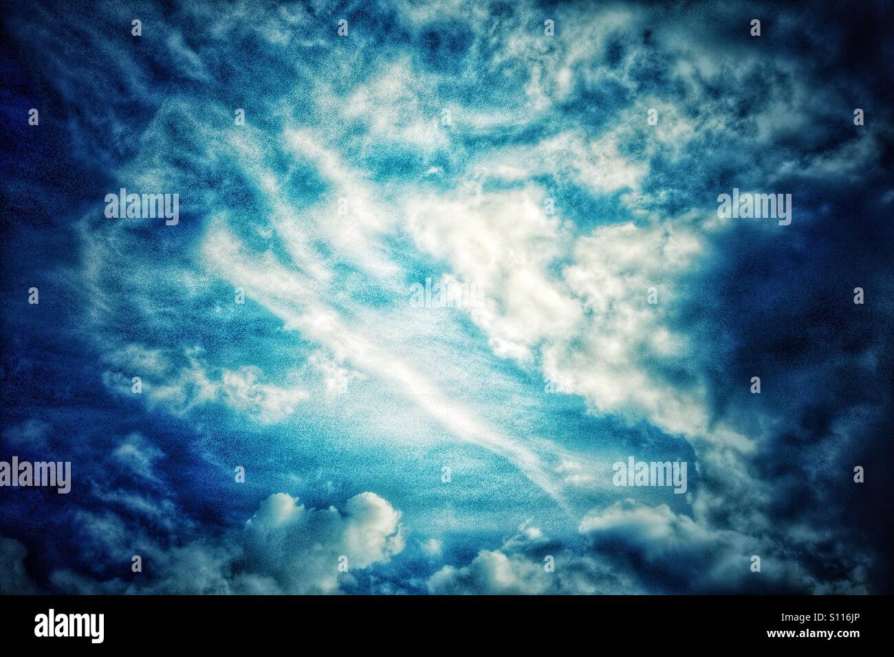 Windy dark hi-res stock photography and images - Alamy
