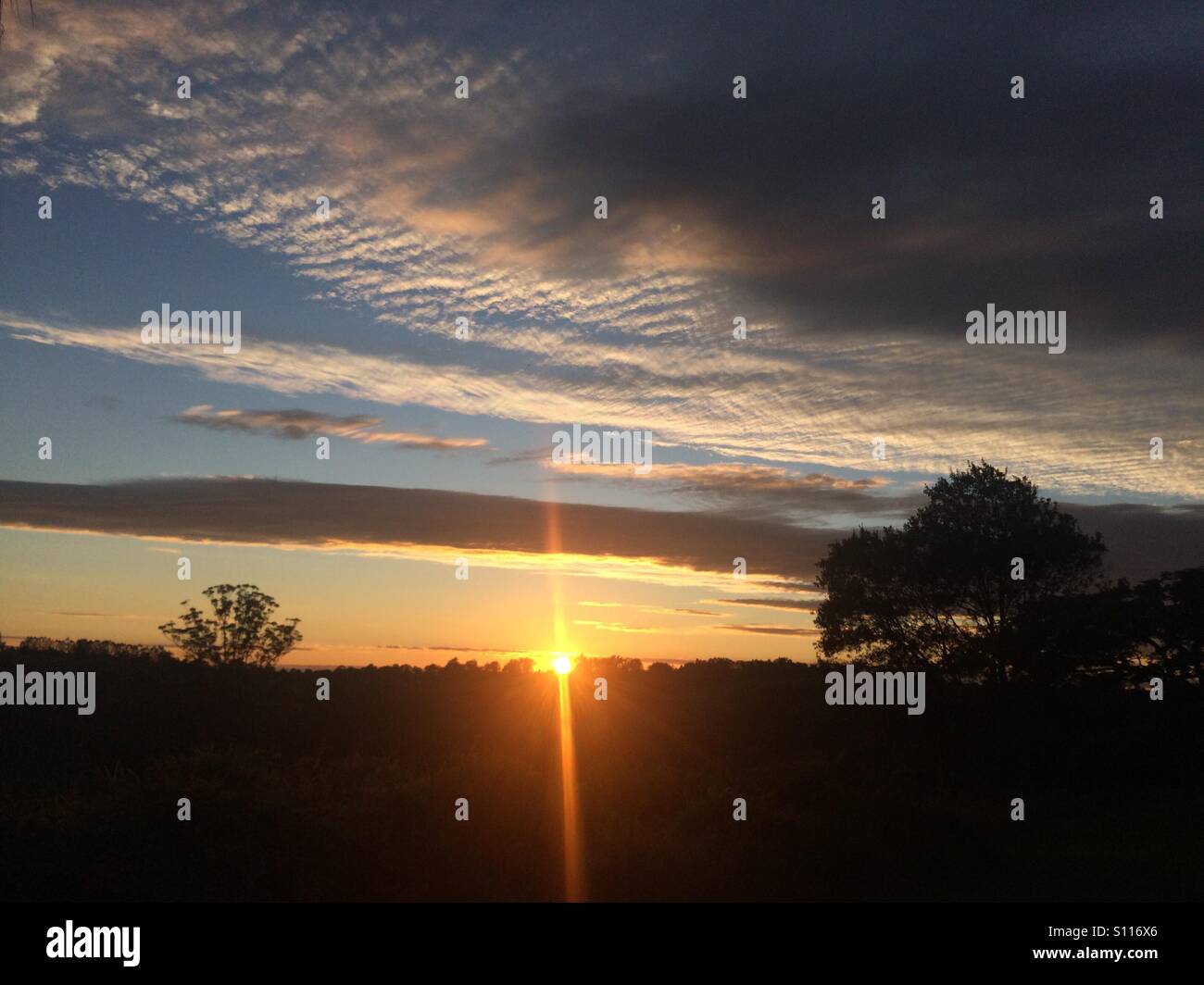 Australian sunrise hi-res stock photography and images - Alamy