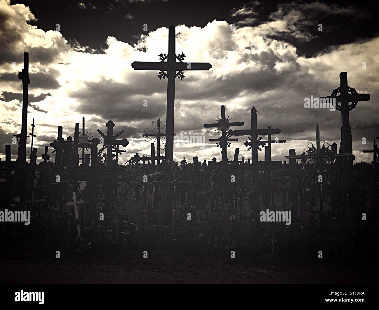 Lots of crosses hi-res stock photography and images - Alamy