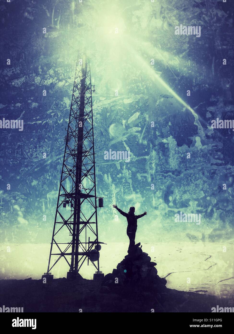 Ray tower hi-res stock photography and images - Alamy