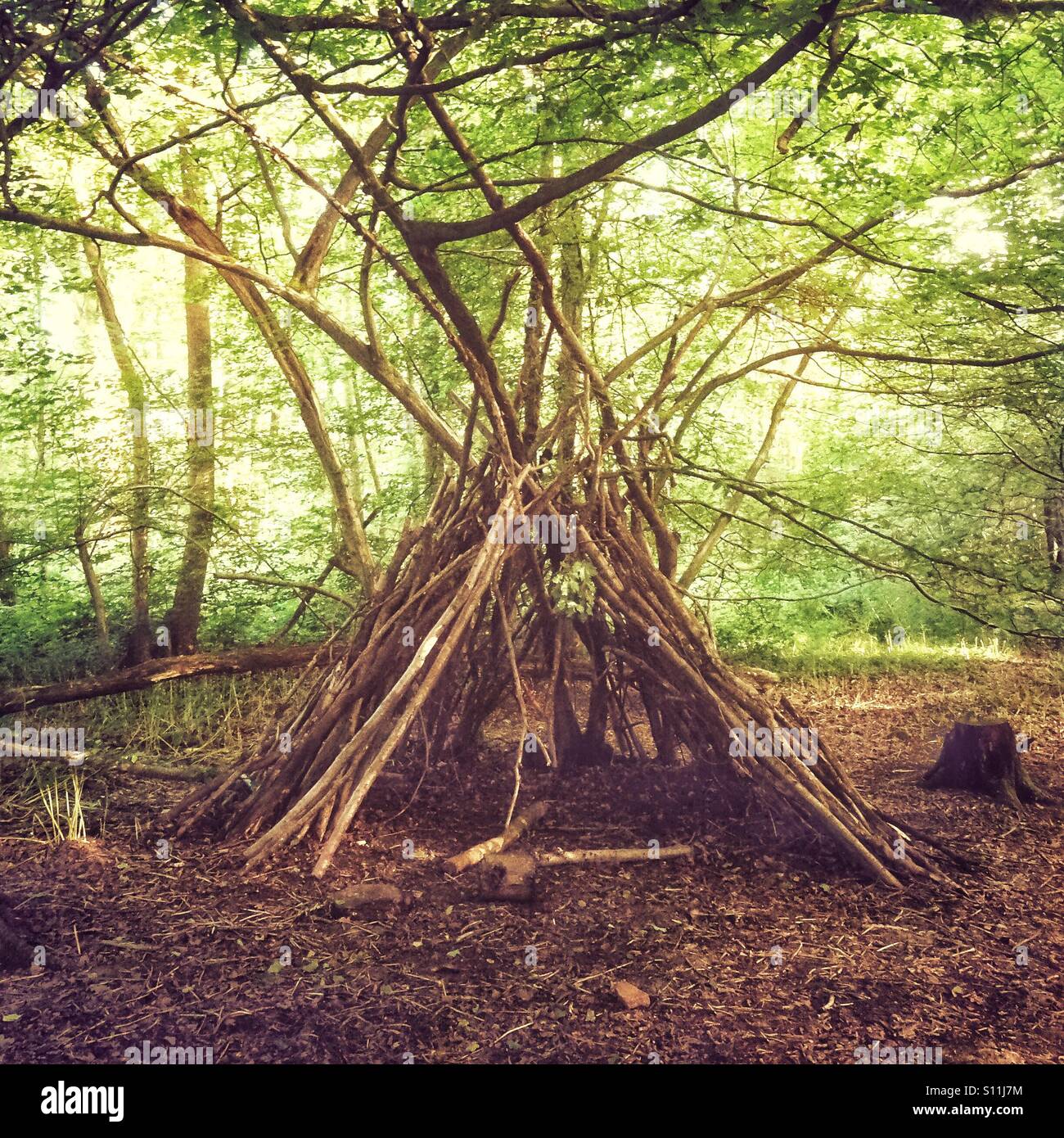 Children den build hi-res stock photography and images - Alamy