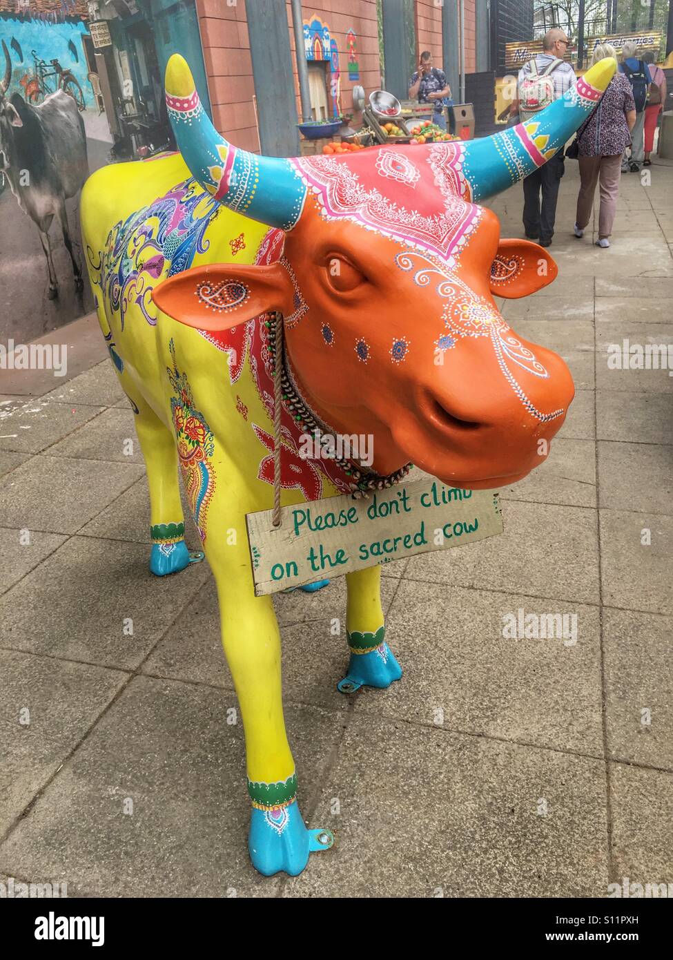 London zoo land of the lions hi-res stock photography and images - Alamy
