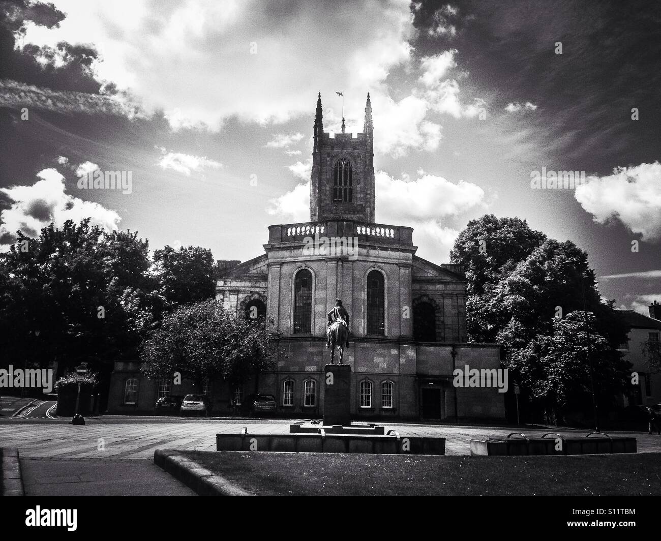 Black and white cathedral hi-res stock photography and images - Alamy