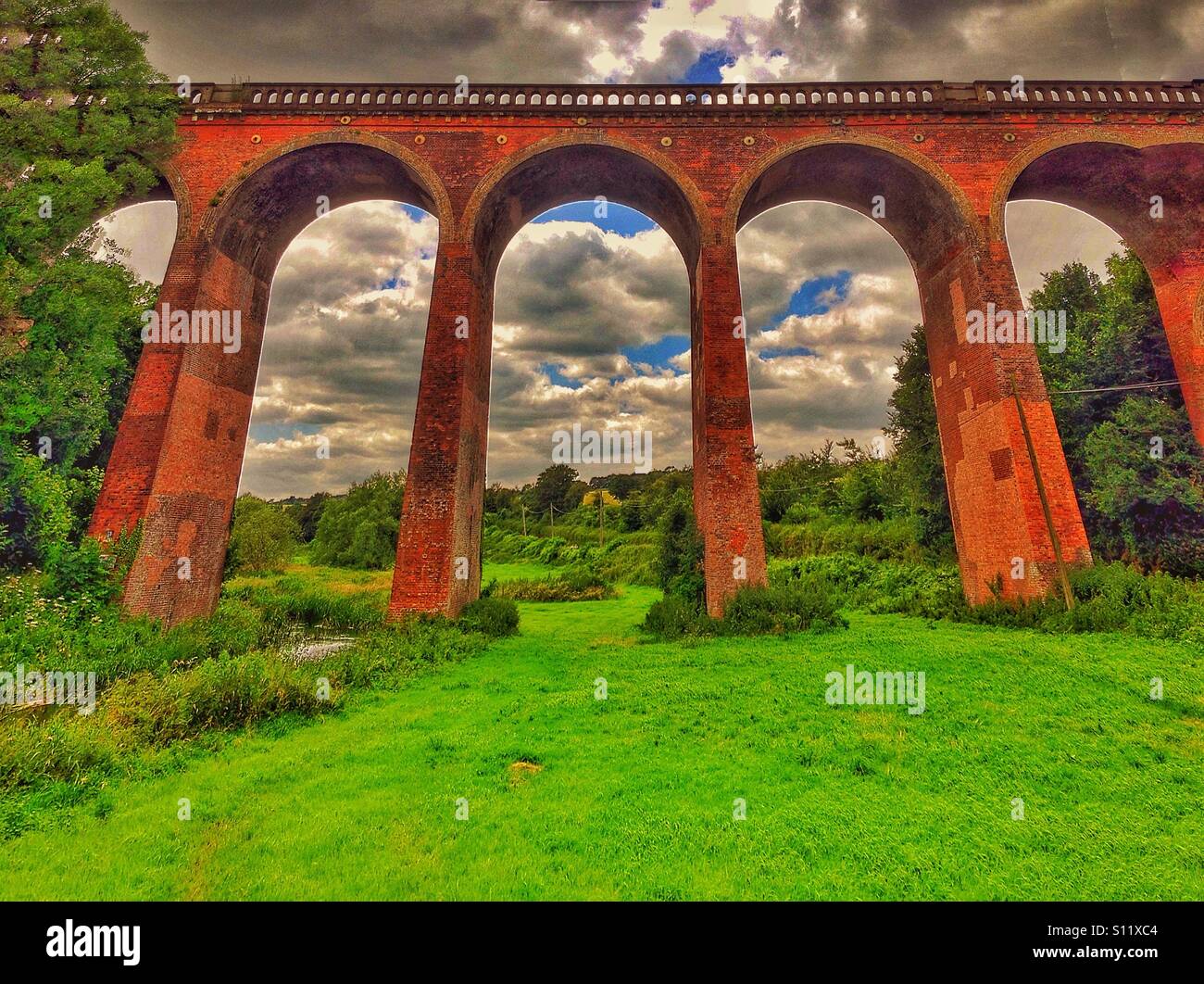 Kent viaduct hi-res stock photography and images - Alamy