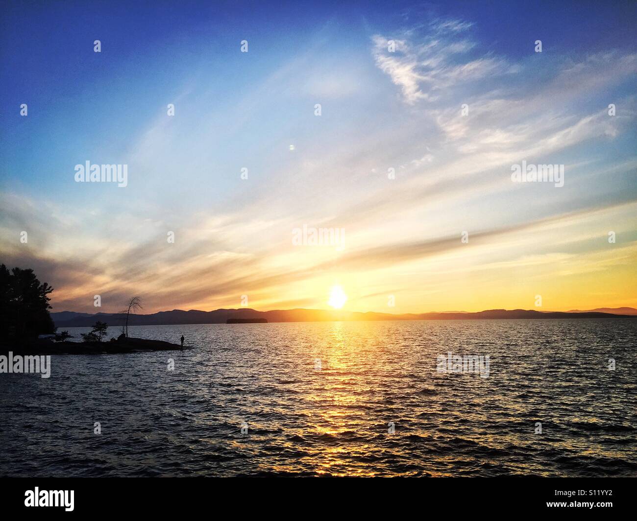 Lake champlain vermont march hi-res stock photography and images - Alamy