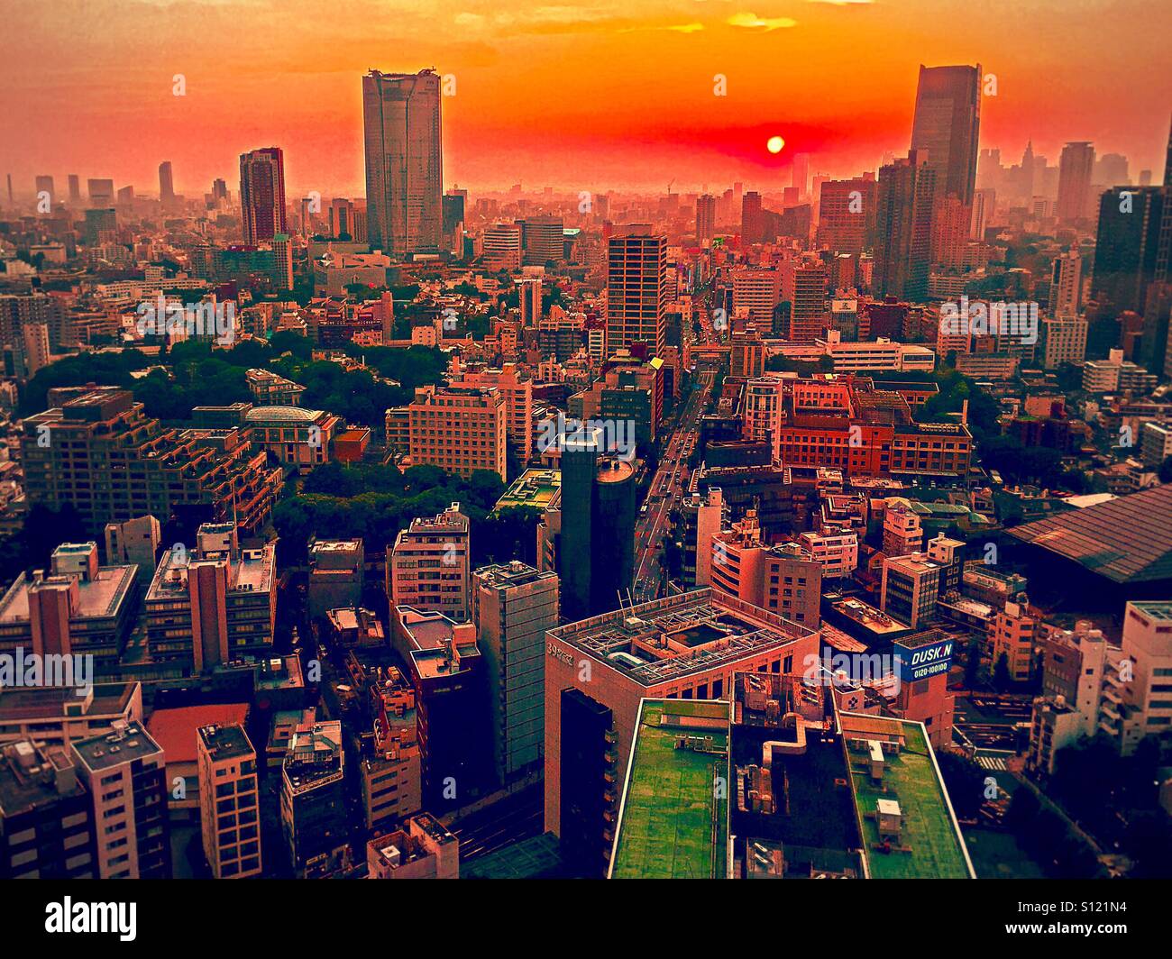 Tokyo Red Skyline Stock Photo - Alamy