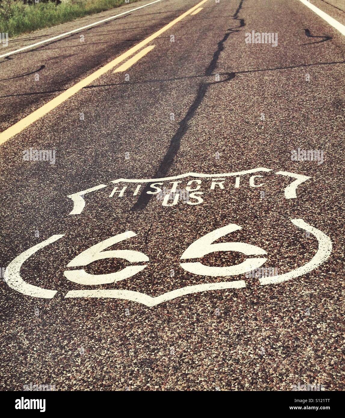 Route 66 road marking route hi-res stock photography and images - Alamy