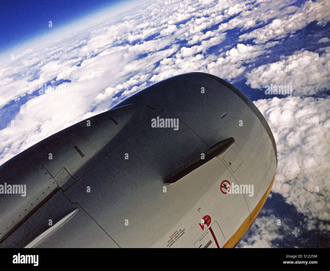 Aircraft in flight Stock Photo - Alamy