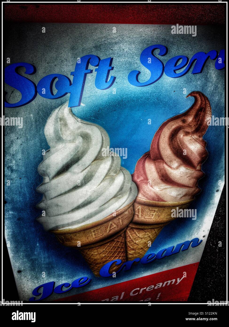 Soft serve ice cream sign hi-res stock photography and images - Alamy