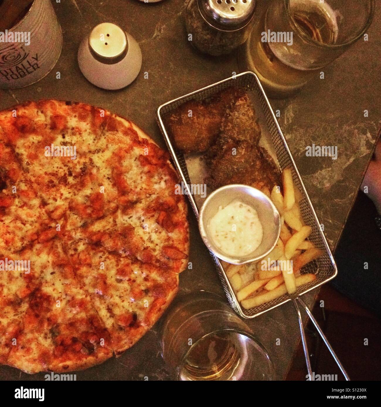 Food beer hi-res stock photography and images - Alamy