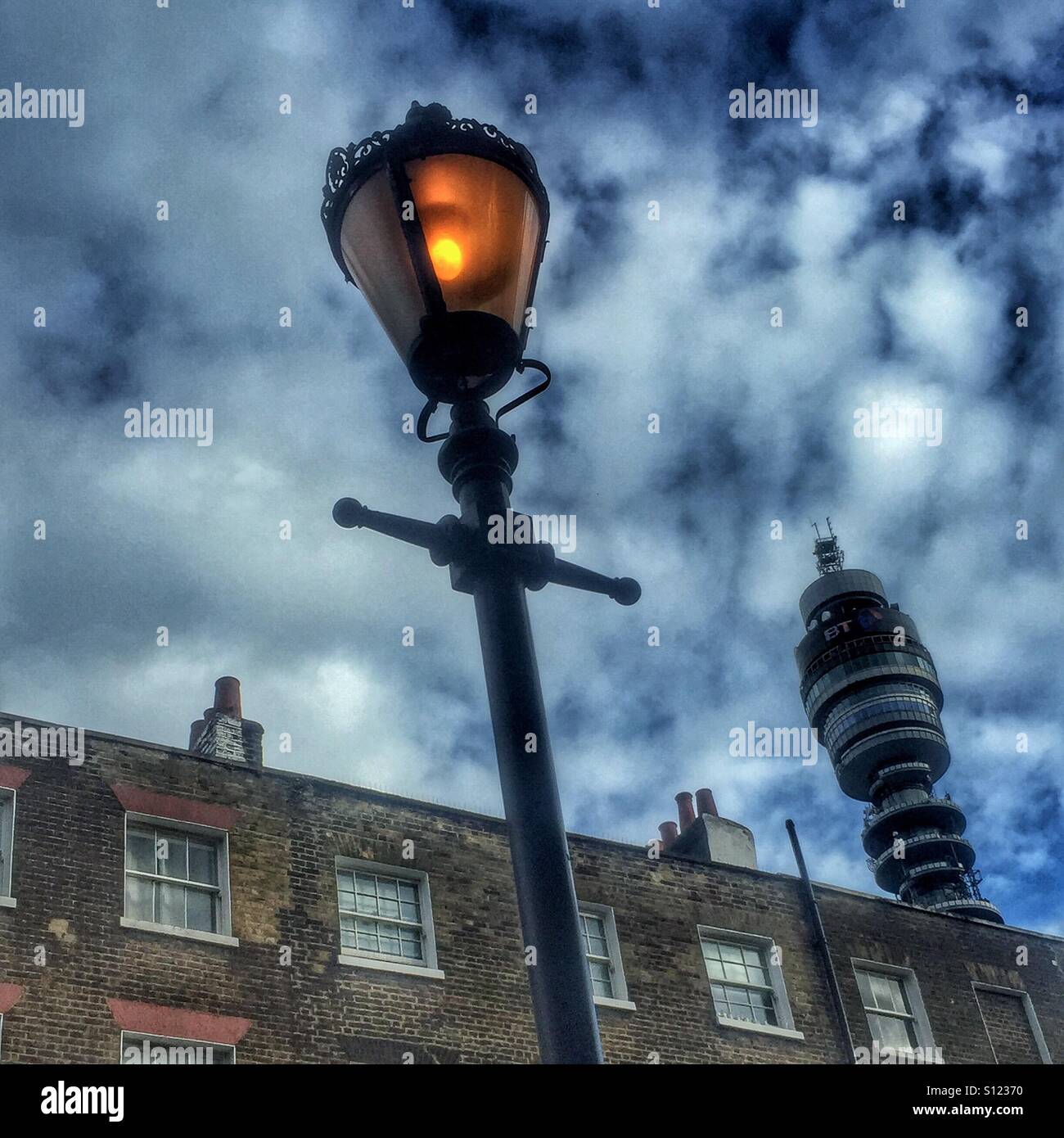 Victorian lamp post london hi-res stock photography and images - Alamy
