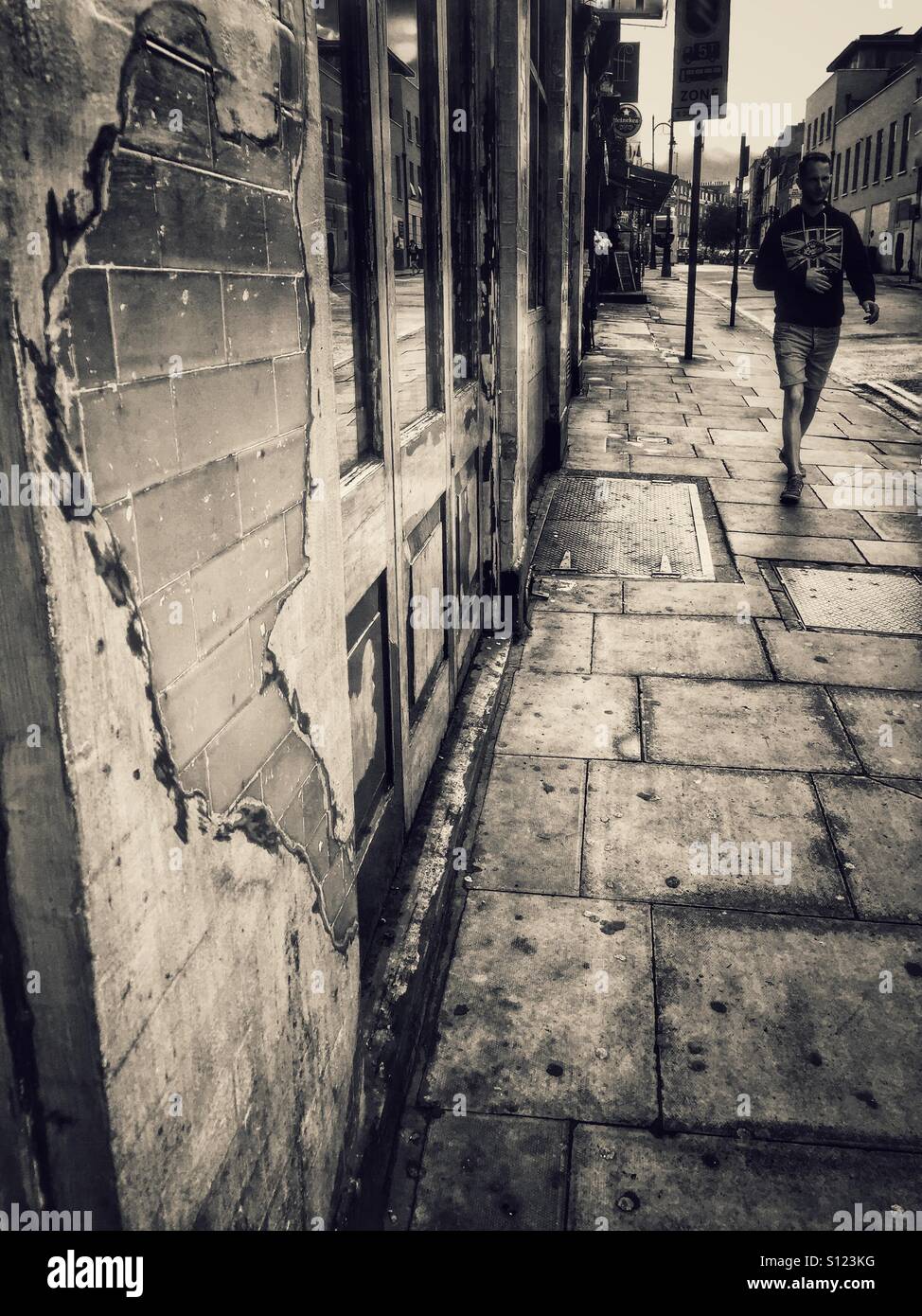 Pavement textures hi-res stock photography and images - Alamy