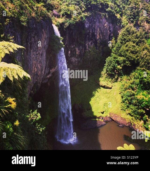 Bridal veils waterfall hi-res stock photography and images - Alamy
