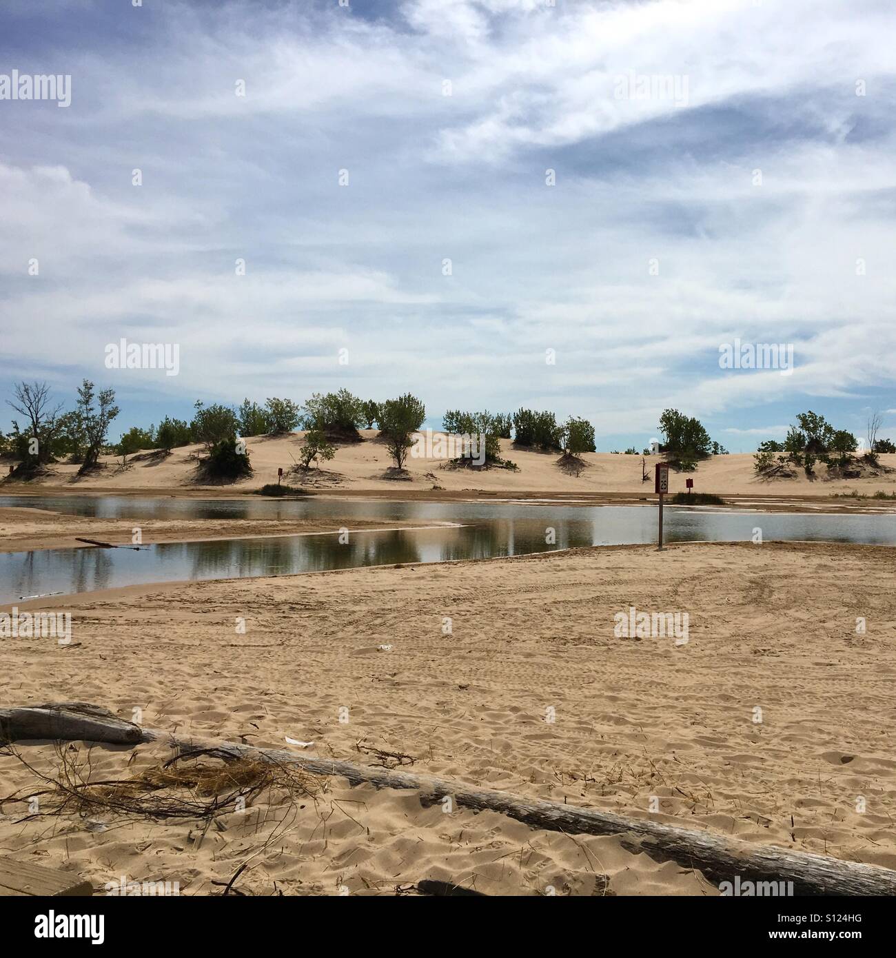 Puddles in the sand hi-res stock photography and images - Alamy
