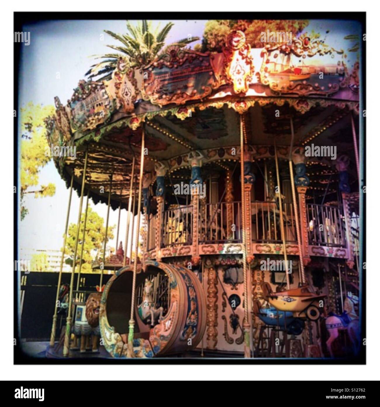 Vintage fairground ride hi-res stock photography and images - Alamy