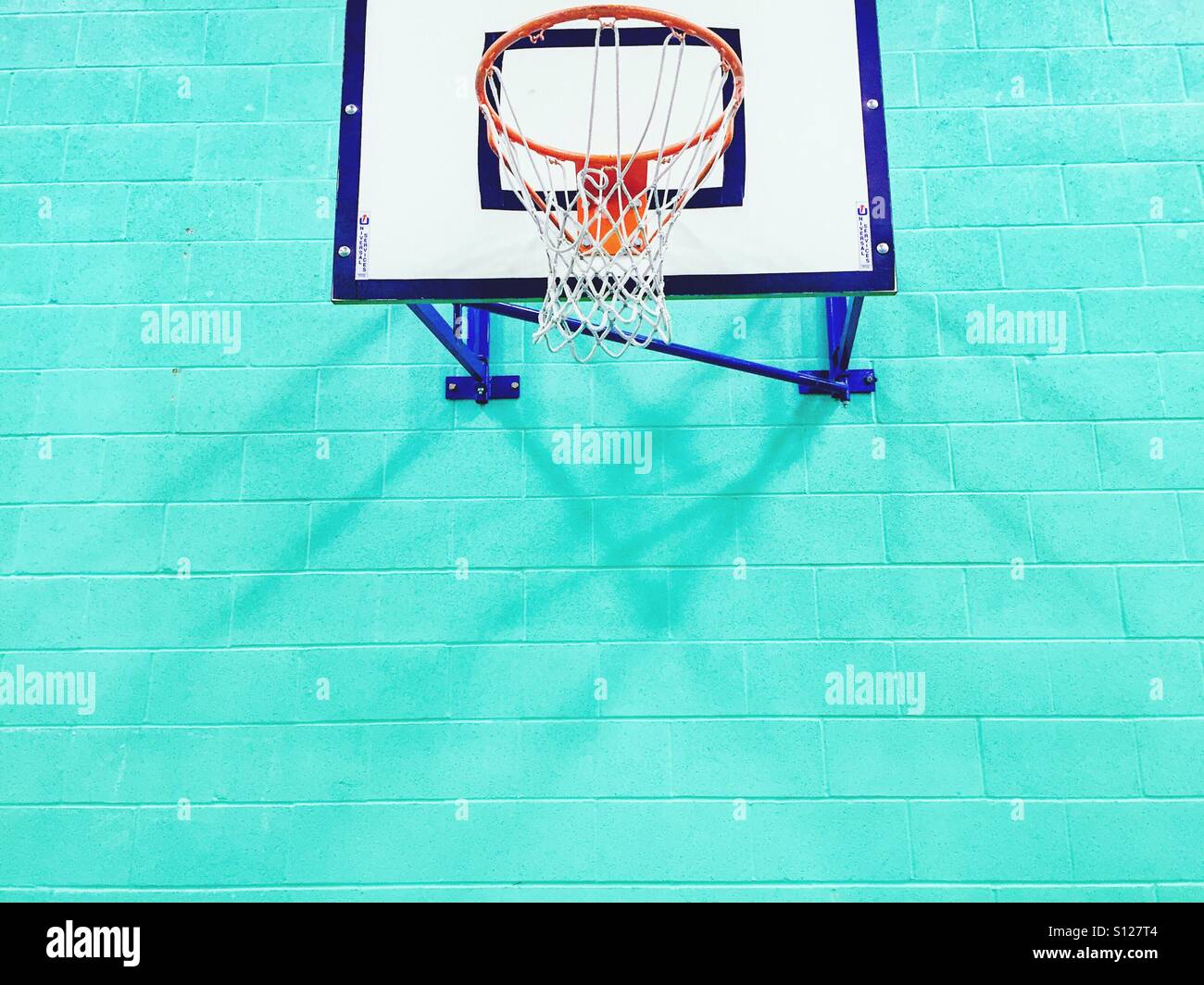 Brick net hi-res stock photography and images - Alamy