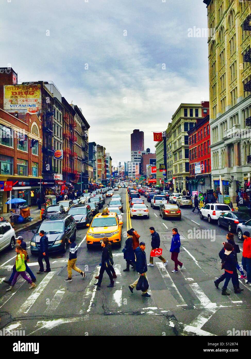 Houston Street afternoon bustle Stock Photo - Alamy