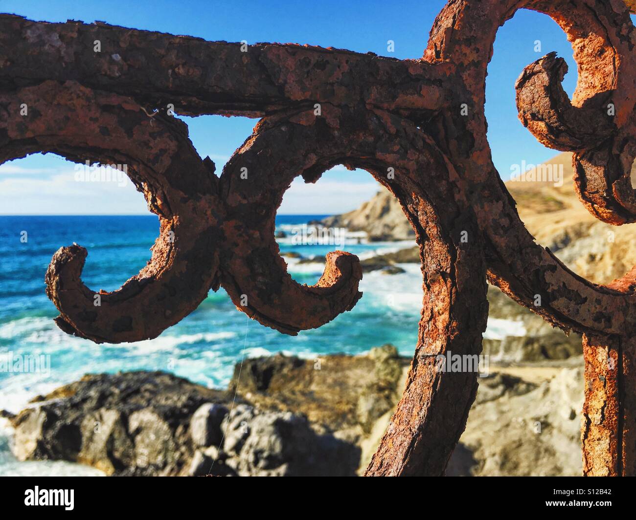 Weathered railing hi-res stock photography and images - Alamy