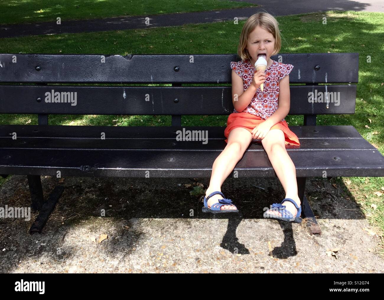 Lonely ice hi-res stock photography and images - Alamy