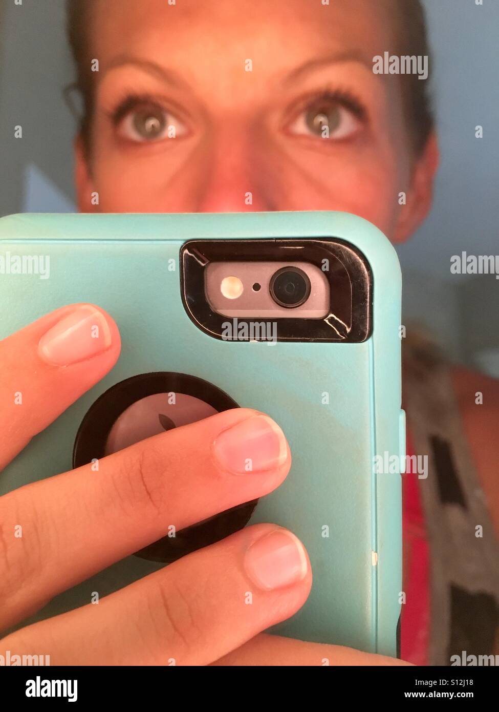 Iphone selfie hi-res stock photography and images - Alamy