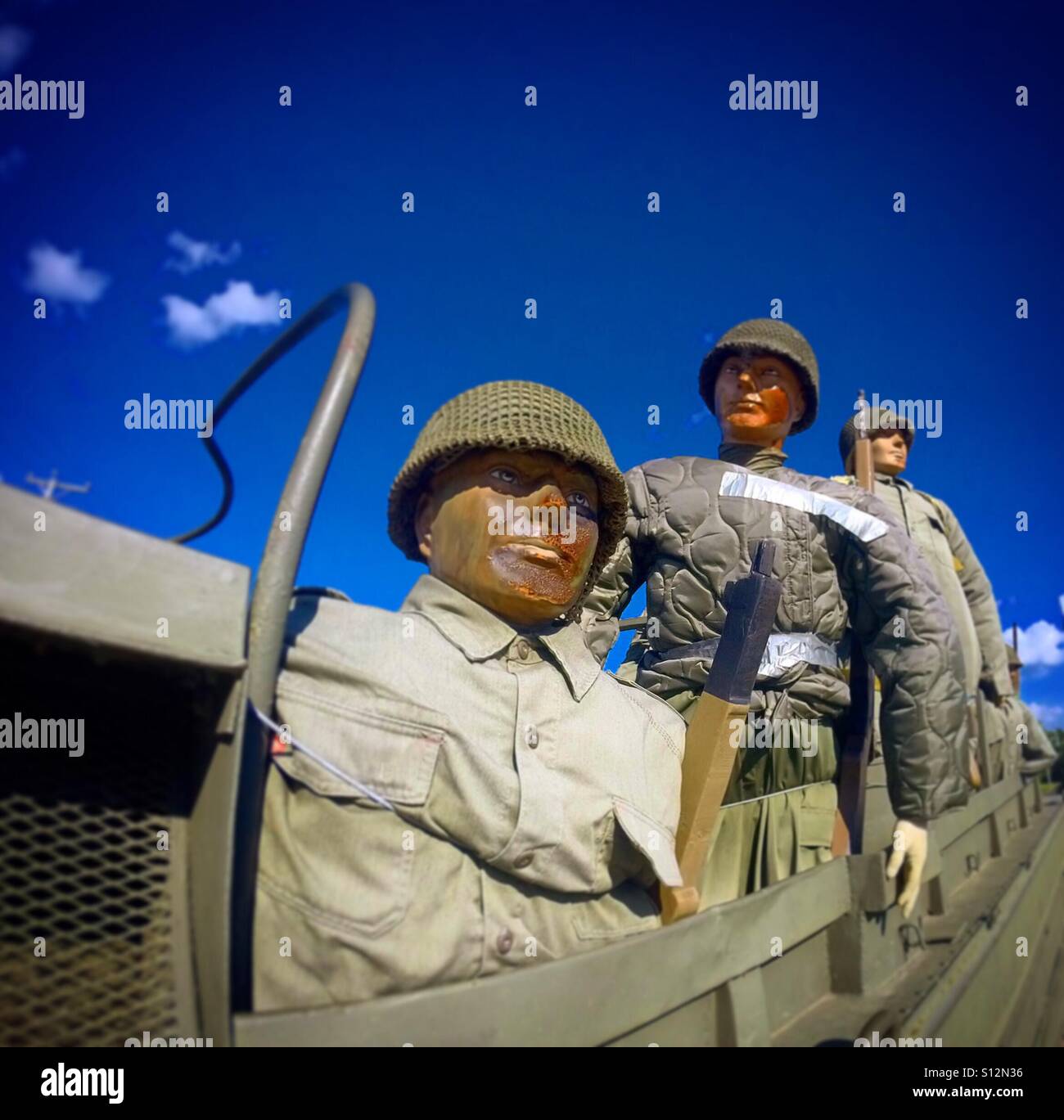 Mannequin army hi-res stock photography and images - Alamy