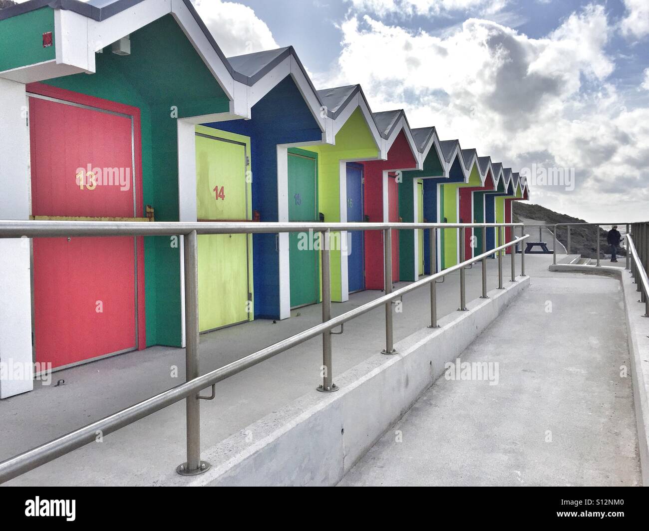 Barry island beach huts hi-res stock photography and images - Alamy