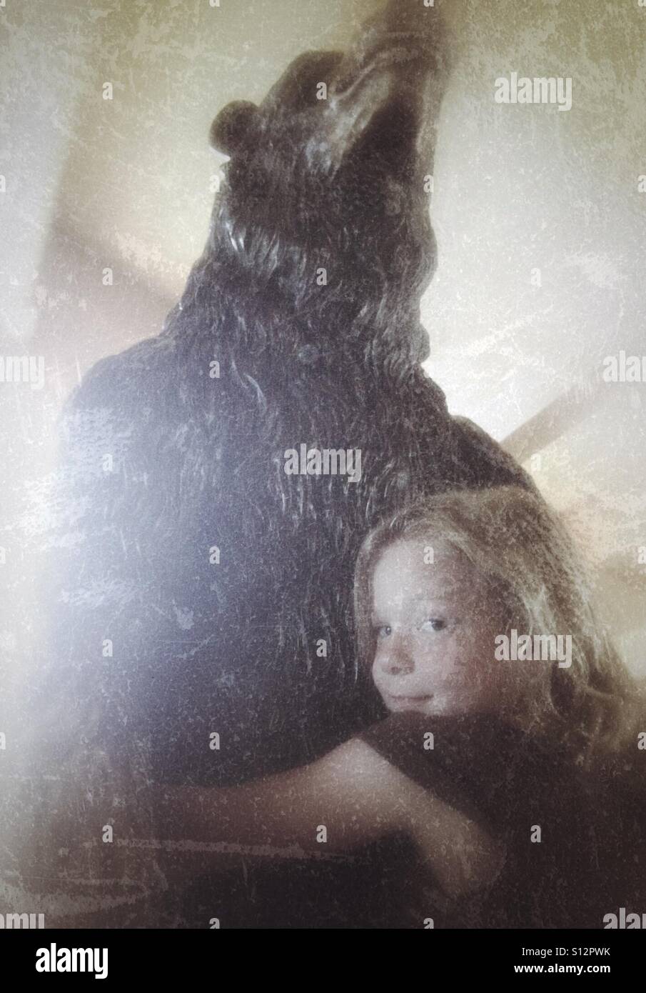 Bear hug hi-res stock photography and images - Alamy