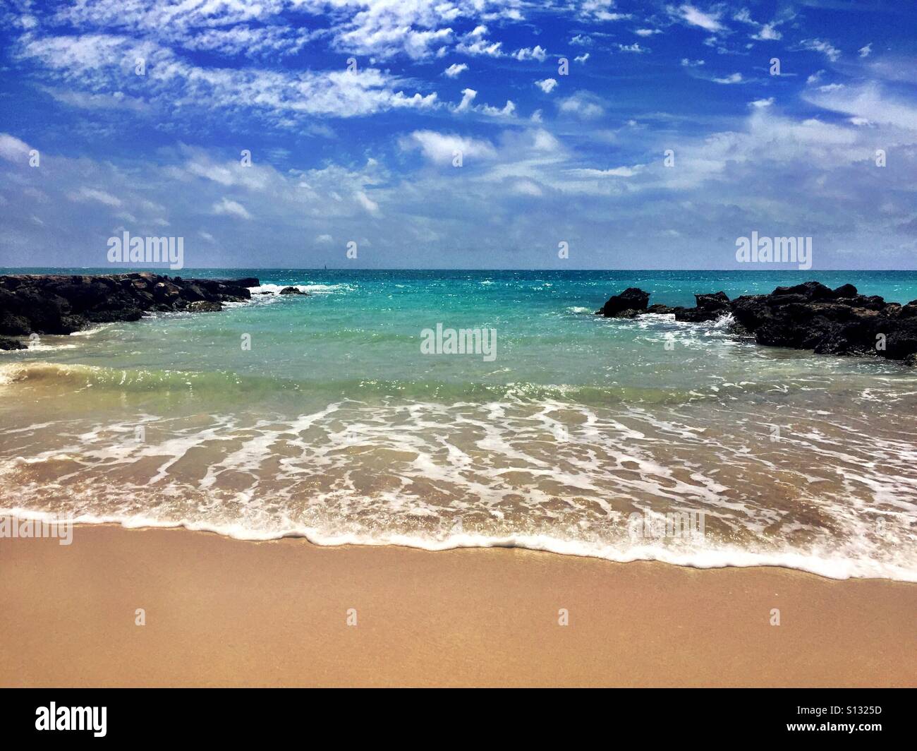 Bellows beach hawaii hi-res stock photography and images - Alamy
