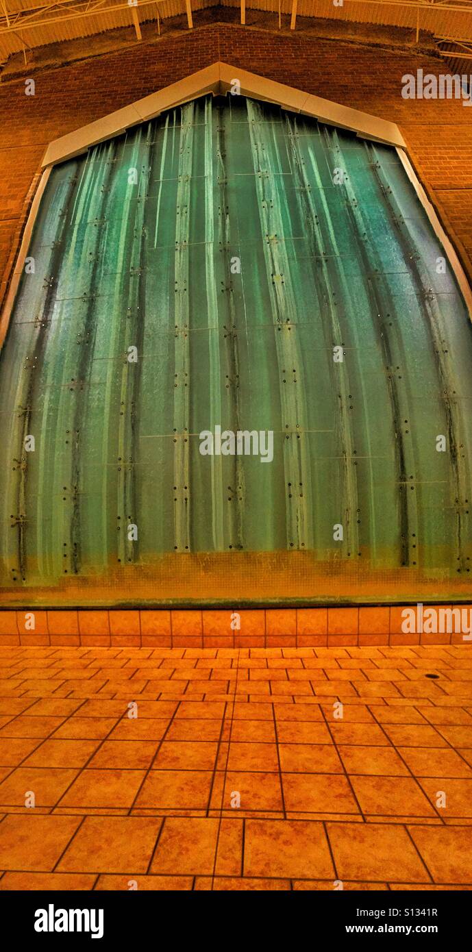 Indoor waterfall humidifier Stock Photo - Alamy