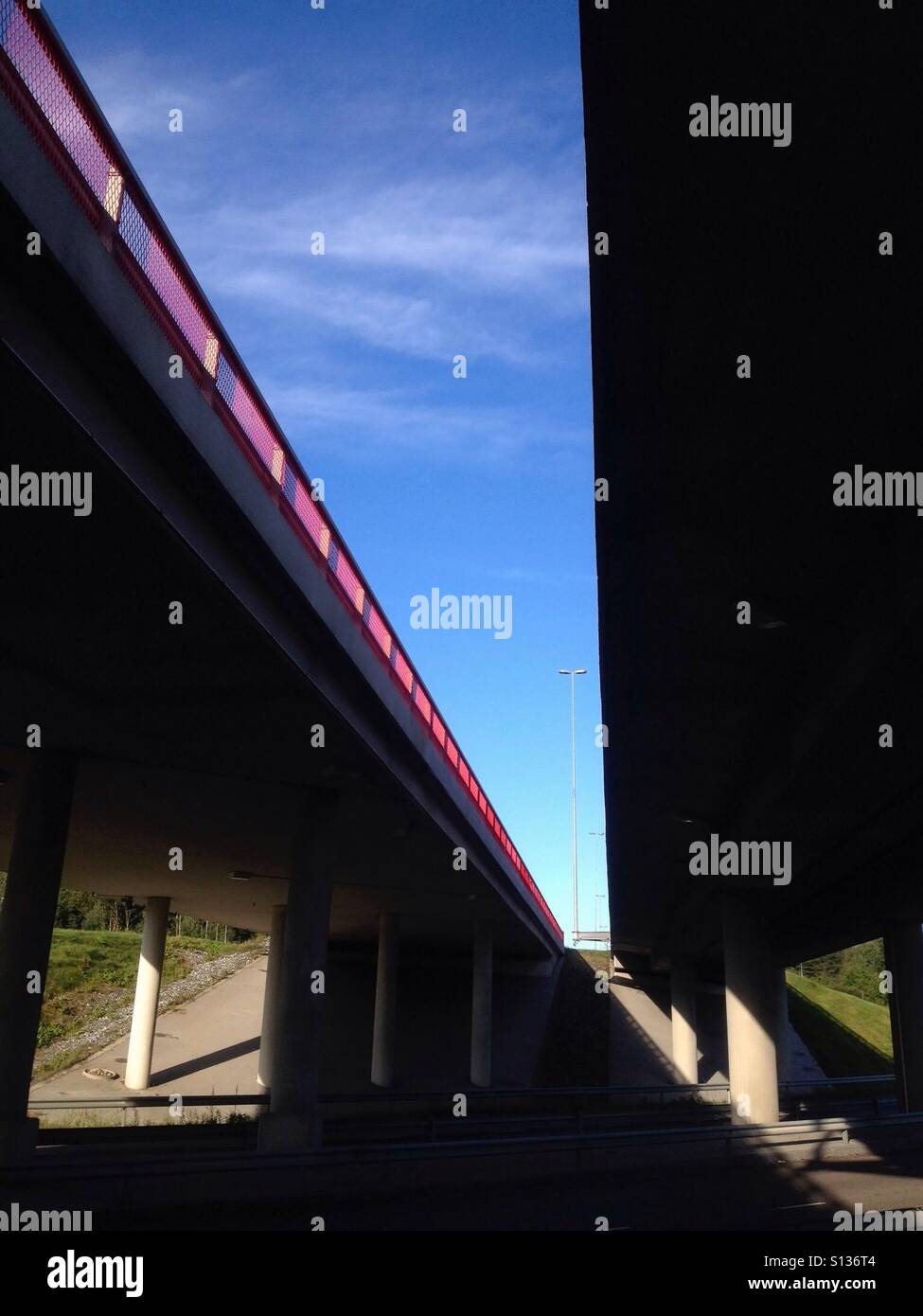 Blue sky and underpass hi-res stock photography and images - Alamy