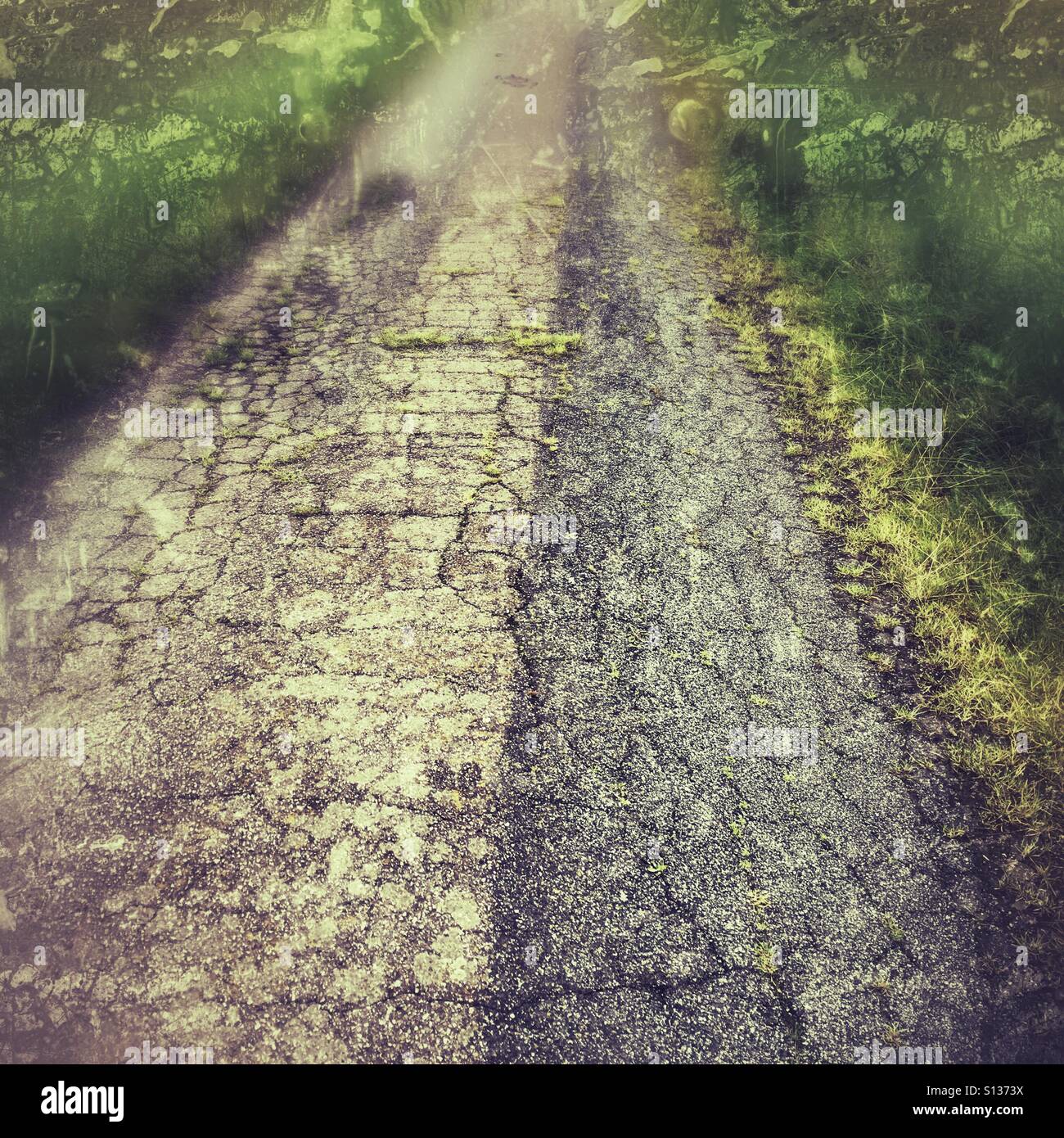 Old path way hi-res stock photography and images - Alamy