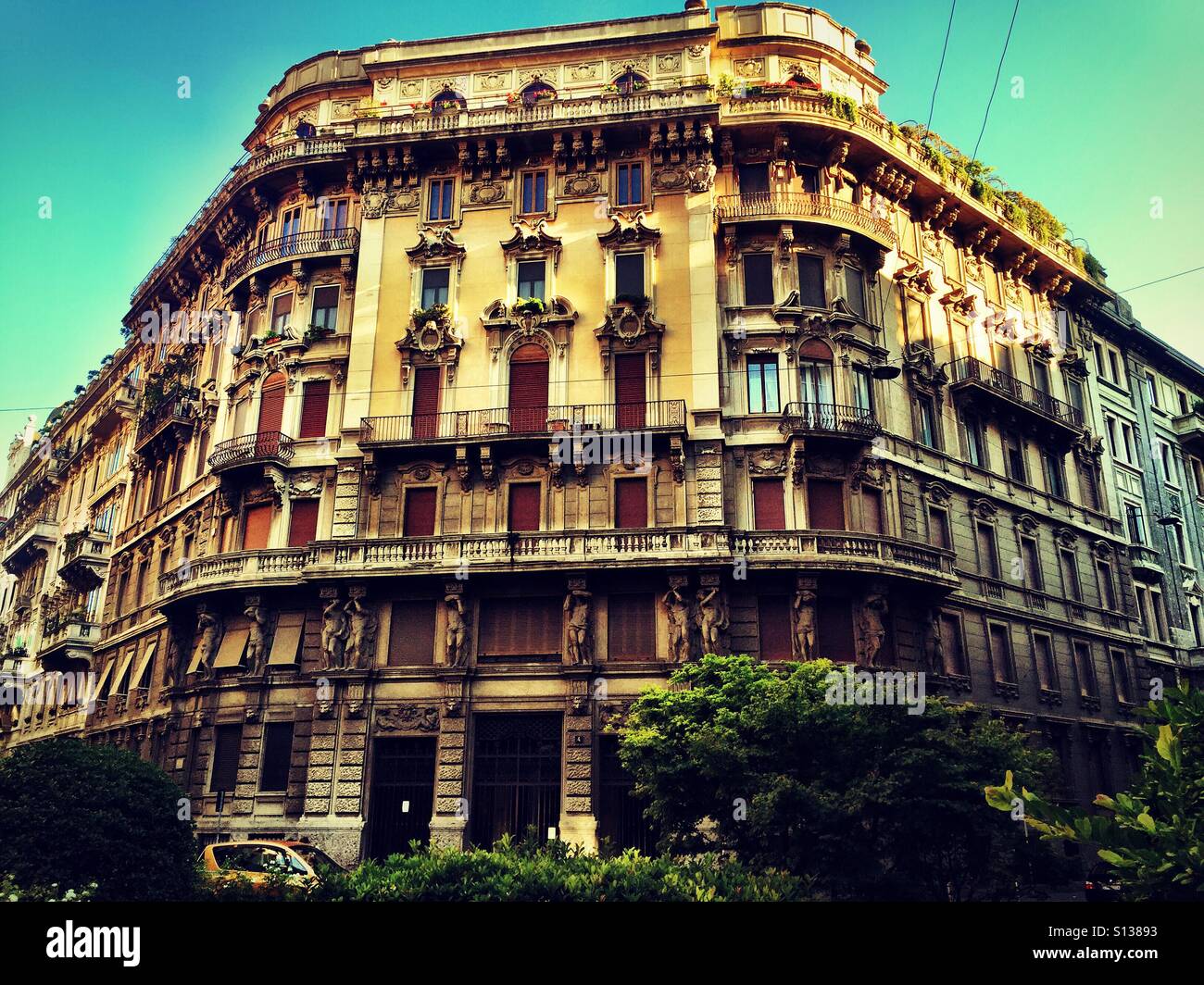 Amazingbuildings hi-res stock photography and images - Alamy