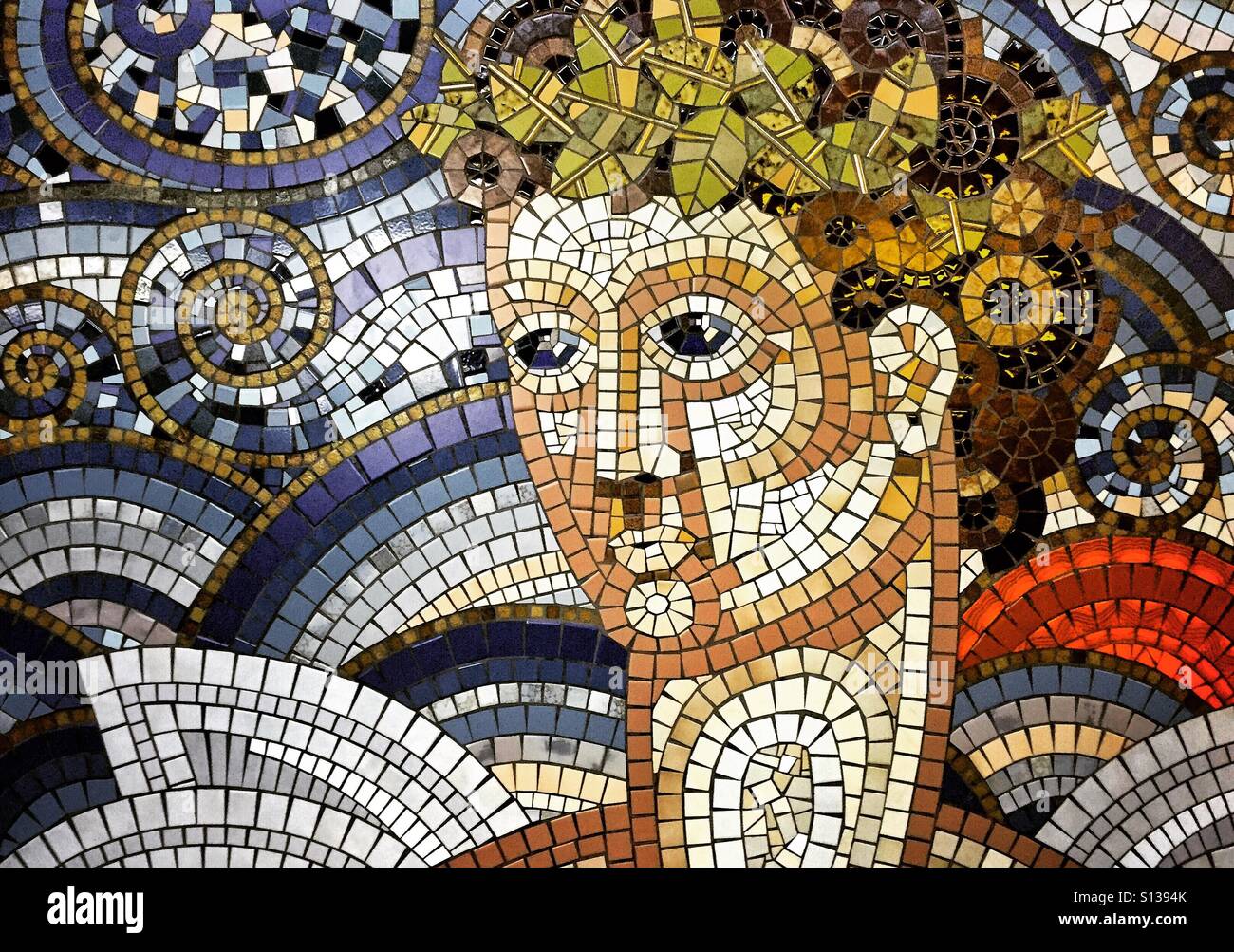 Mosaic tiles hi-res stock photography and images - Alamy
