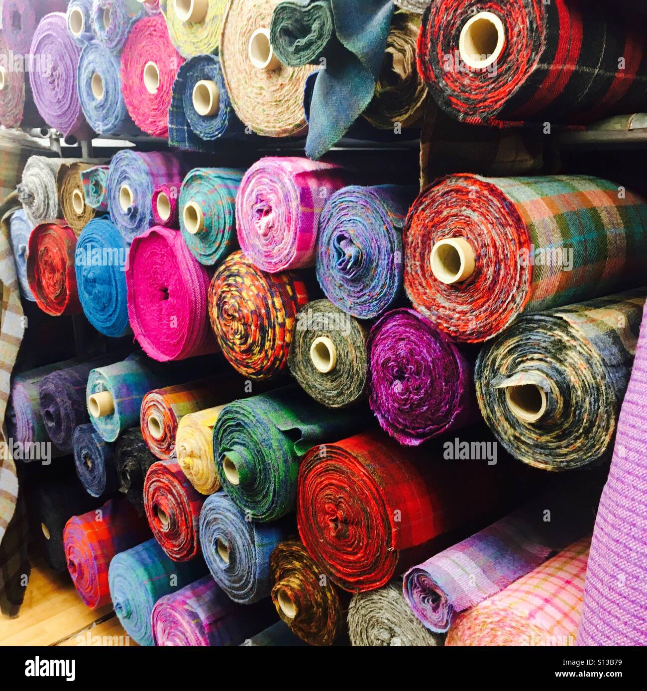 Harris tweed cloth hi-res stock photography and images - Alamy
