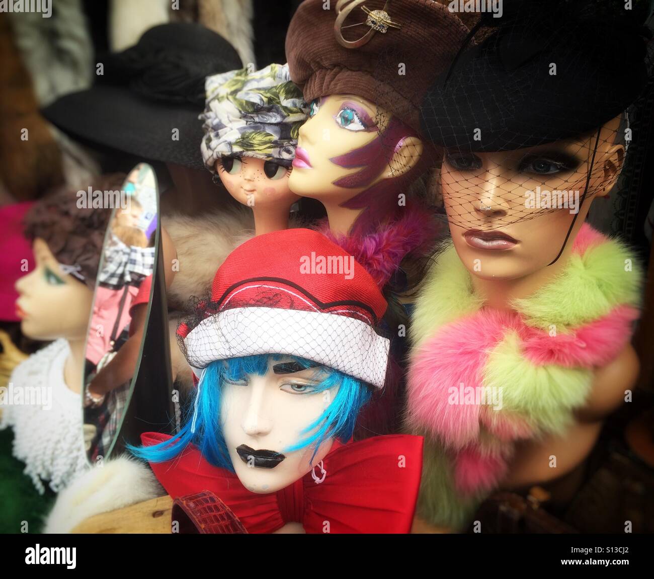 Gals hi-res stock photography and images - Alamy