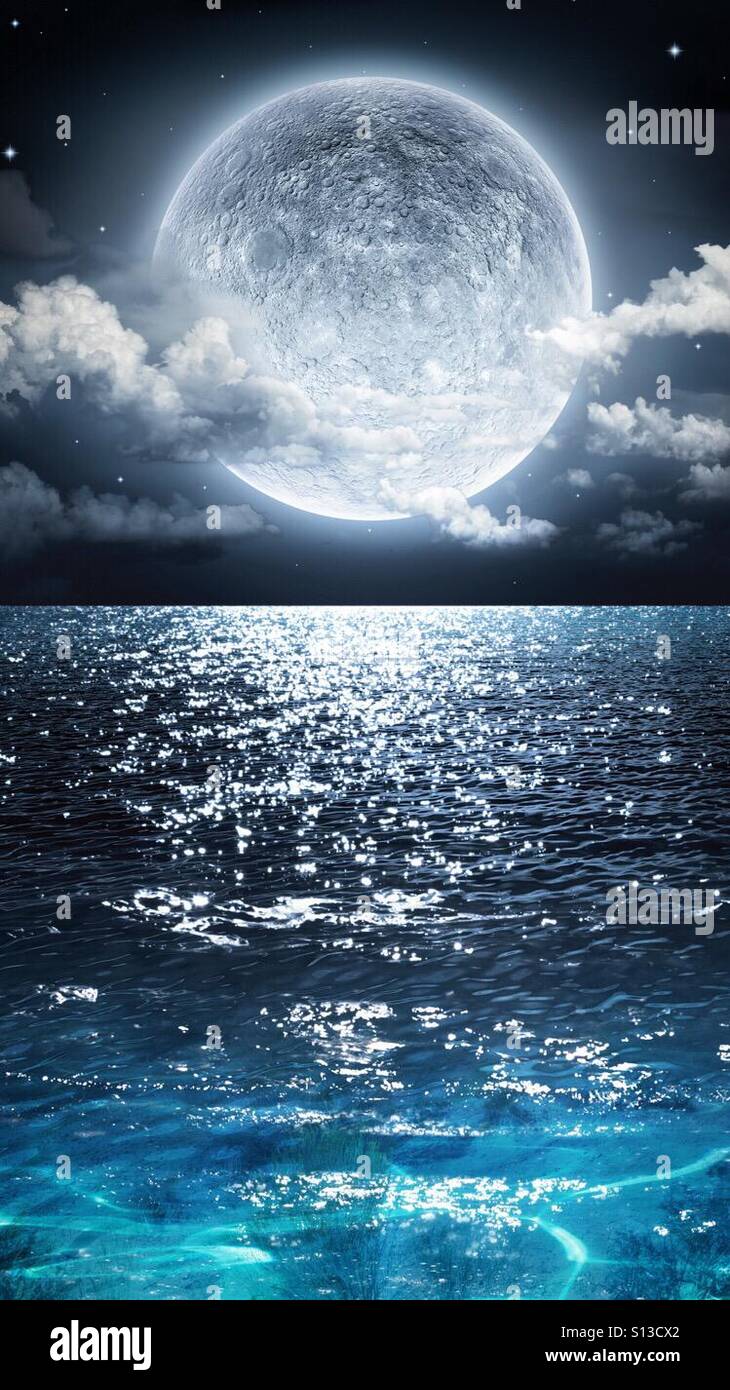 Full moon at night Stock Photo - Alamy