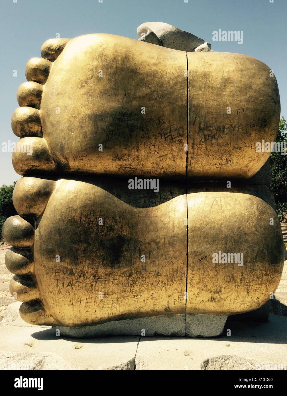 Buddhas feet hi-res stock photography and images - Alamy