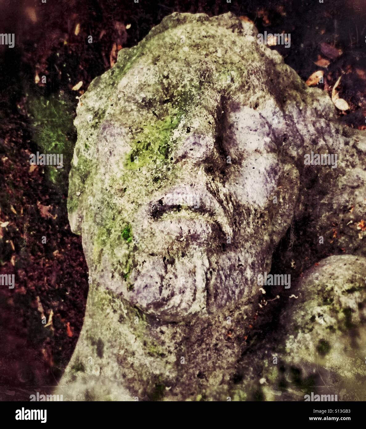Grave figure hi-res stock photography and images - Alamy