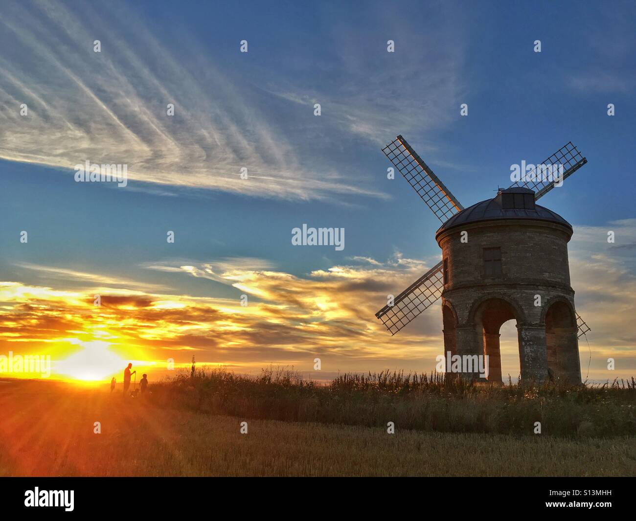Windmill mobile hi-res stock photography and images - Alamy