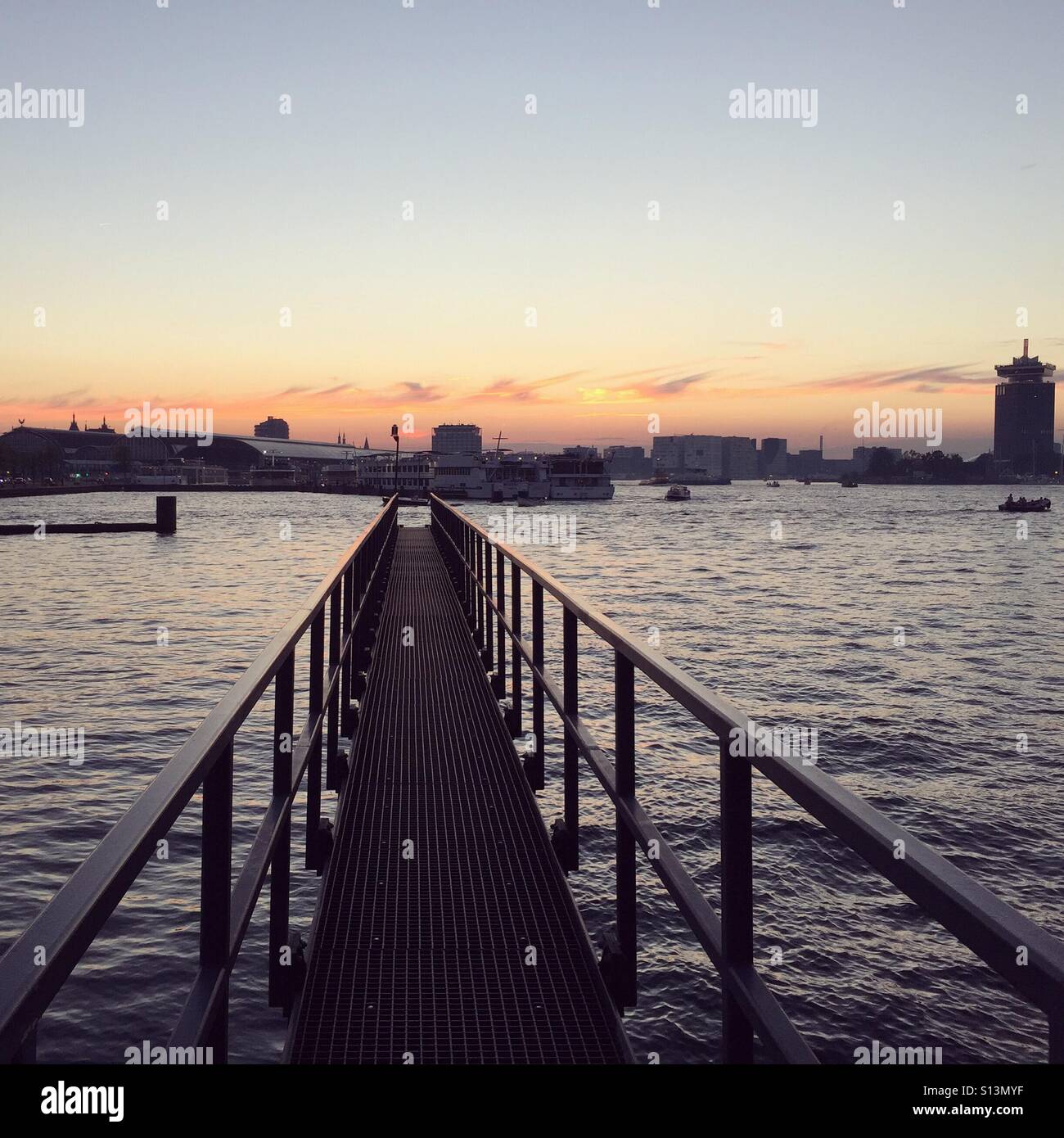 Jettty hi-res stock photography and images - Alamy
