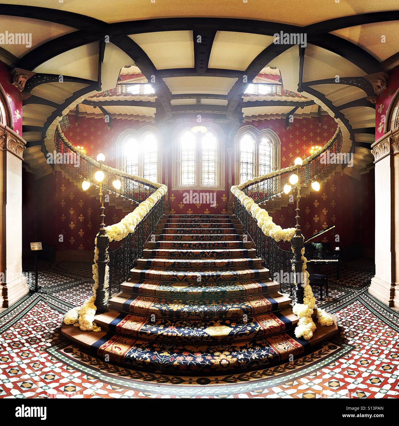 St pancras renaissance hotel stairs hi-res stock photography and images ...