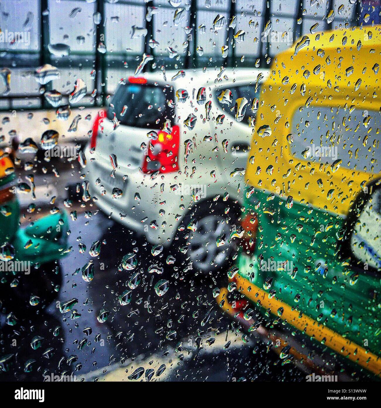 Dew delhi hi-res stock photography and images - Alamy