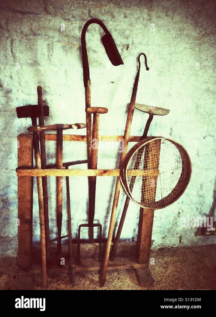 Old fashioned garden tools hi-res stock photography and images - Alamy