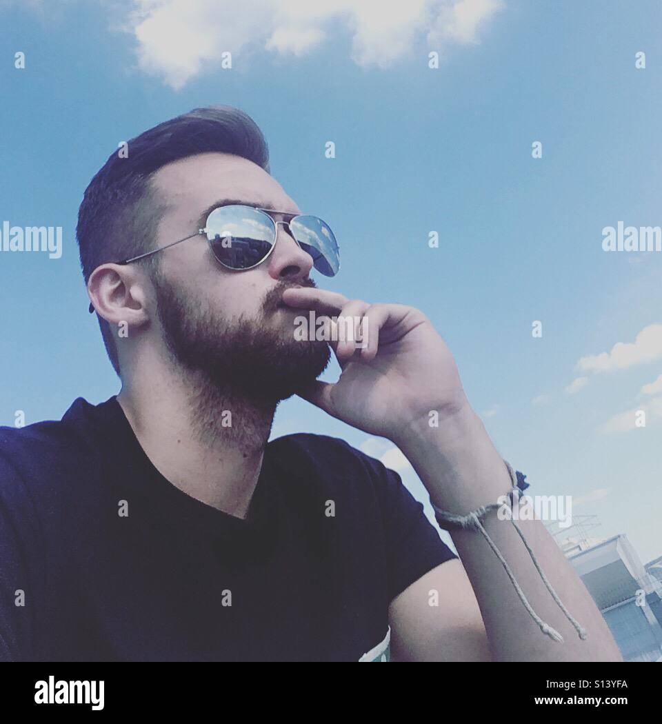 Man thinking about life hi-res stock photography and images - Alamy