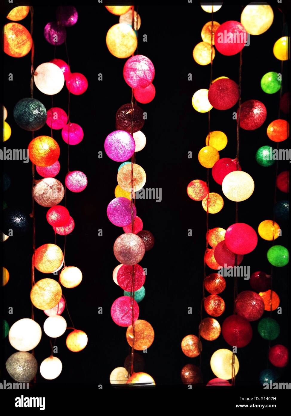 Coloured lights hi-res stock photography and images - Alamy