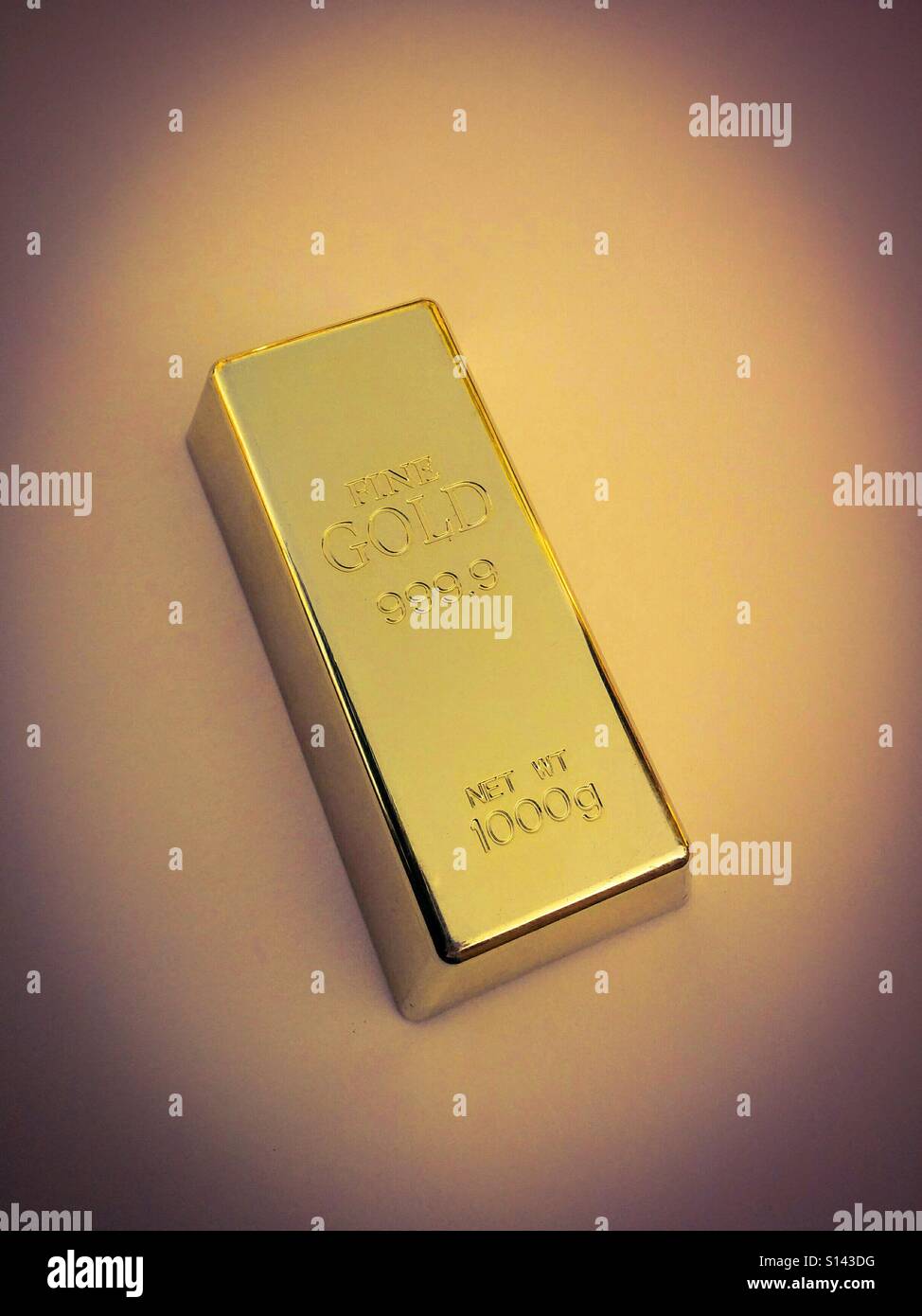 Gold effects hi-res stock photography and images - Alamy