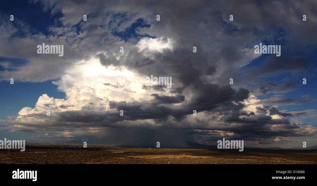 September storm hi-res stock photography and images - Alamy
